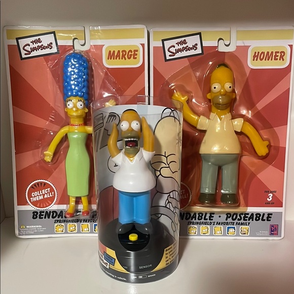 Source Unknown | Other | The Simpsons Bendable Figures Marge And Homer ...